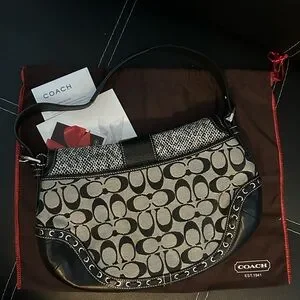 Coach | Bags | Coach F425 Soho Tweed Signature Shoulder Bag | Poshmark
